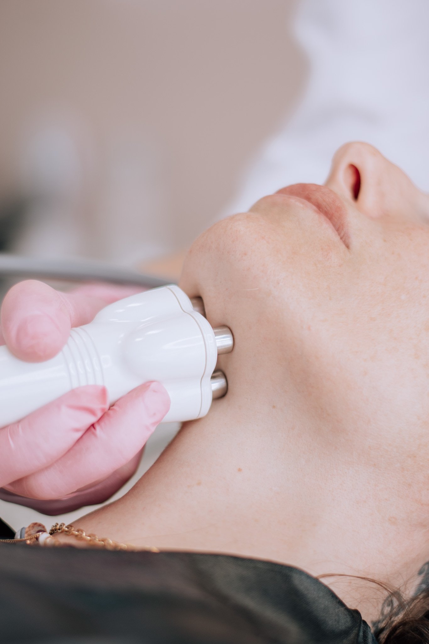 Tensor Facial Alpha Sinergy – Dra Ariane Alvarez