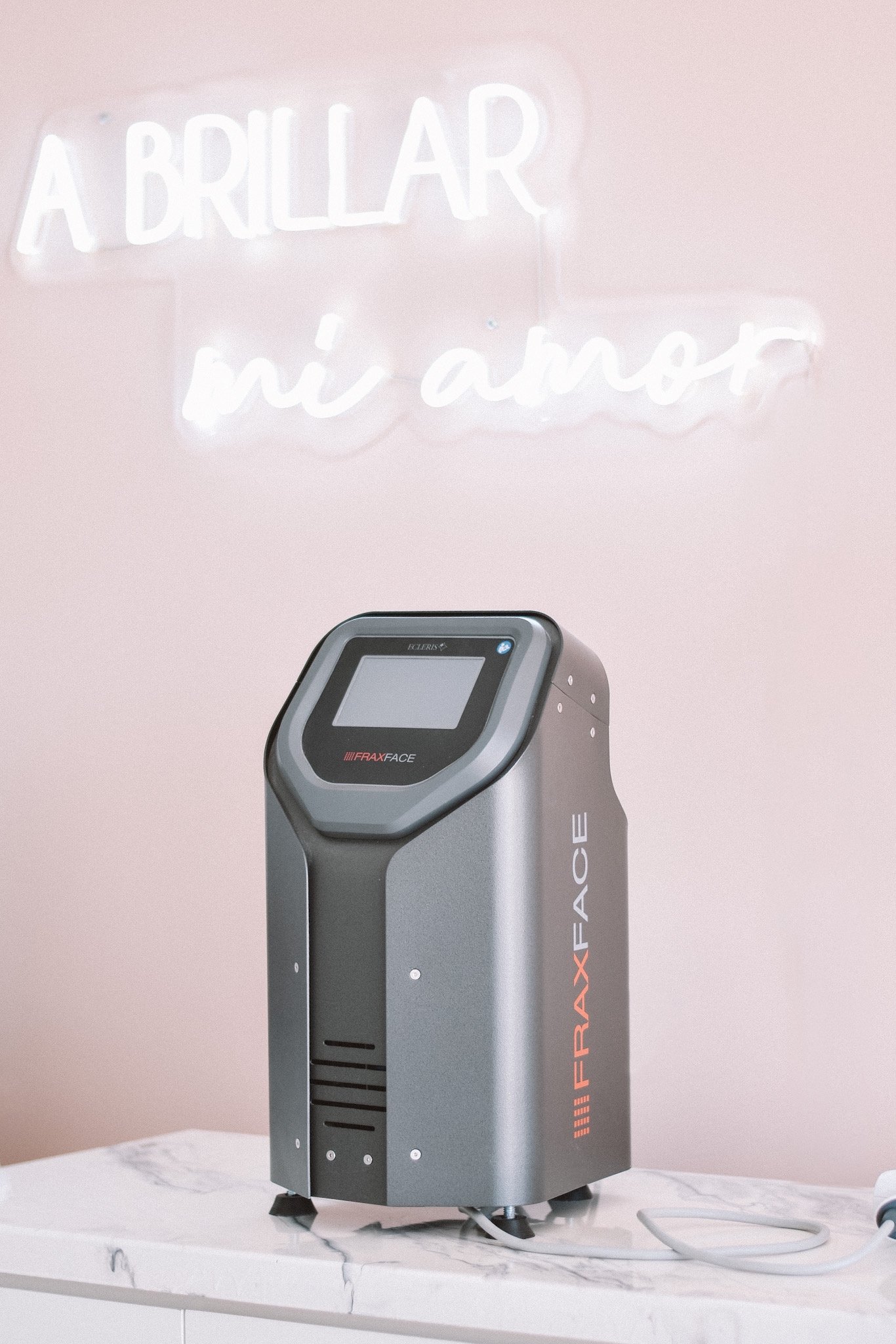 FRAX FACE Radiofrecuencia ablativa, tratamiento tensor y renovador ...